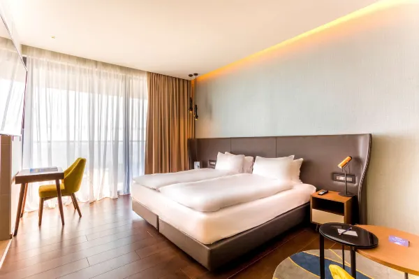 Radisson Blu Hotel Larnaca – 185 фото, отзывы и предложения | Trip.com