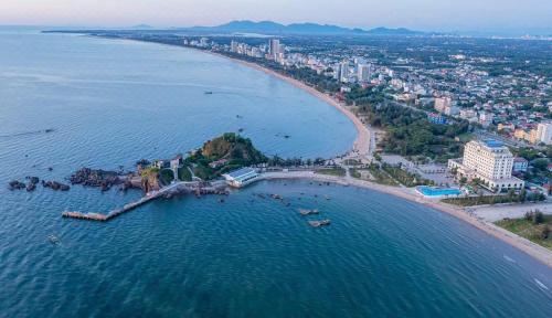 Khách sạn Lan Châu Luxury - Giá cả và Ưu đãi 2026, Thành phố Vinh