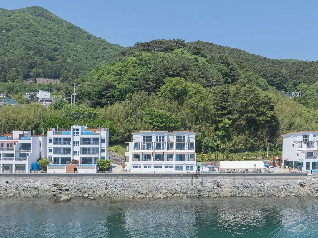 Geoje Black Pearl Marina Resort - Tongyeong-si