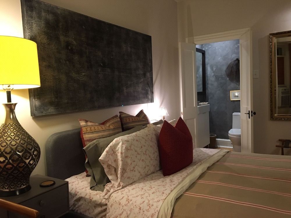 La Maison De Ville - Bed & Bistro - Magog
