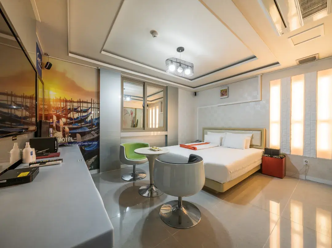 Sacheon Bee Self Check-in Motel - 남해군