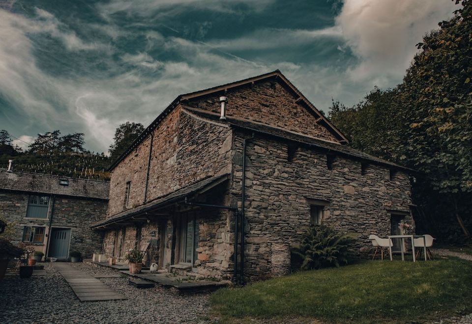 BRACKEN BARN at Sunny Brow Farm, situated in the Lake District National ...