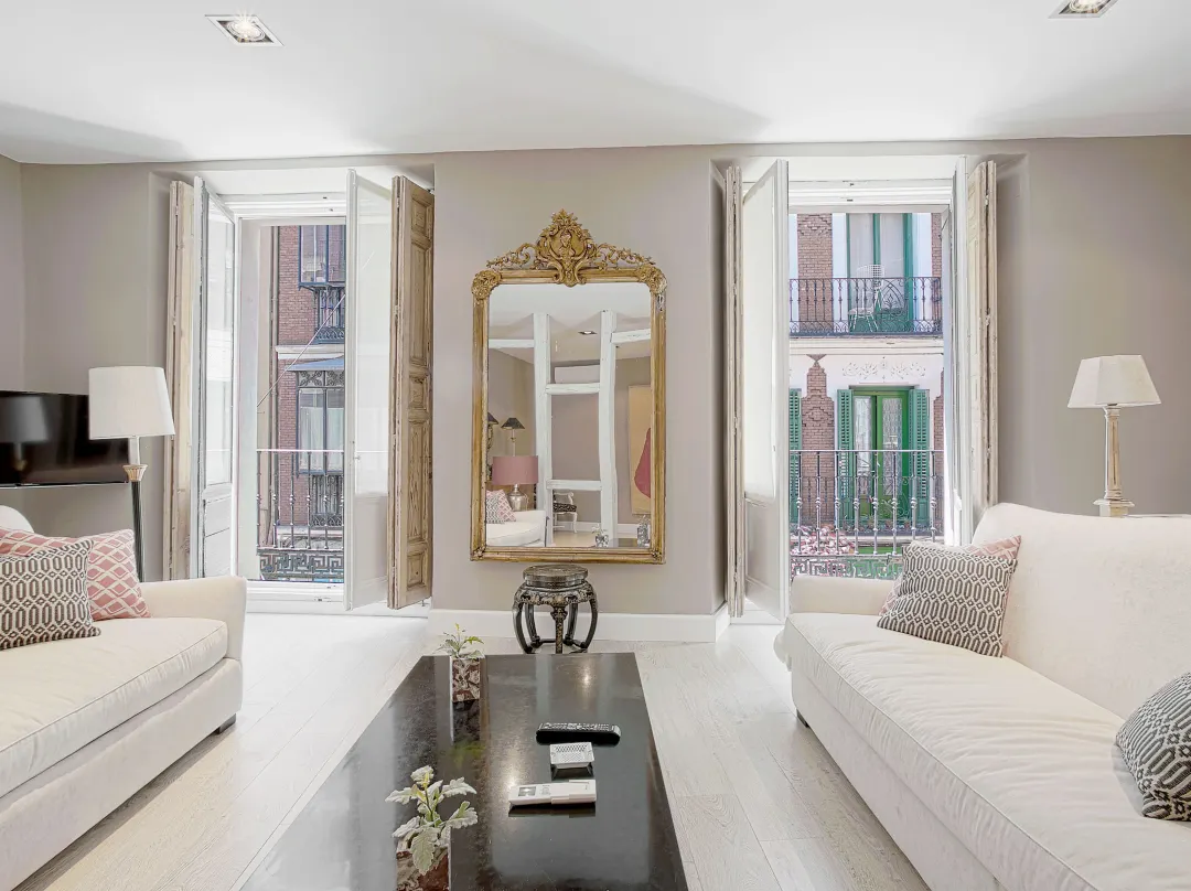 Exclusive Prado 2bd Retreat In Madrid. Huertas - Madrid