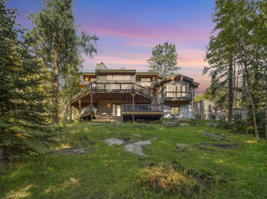 Scenic Views, Hot Tub And Nature Access - Serene Mountain Escape - Evergreen, CO