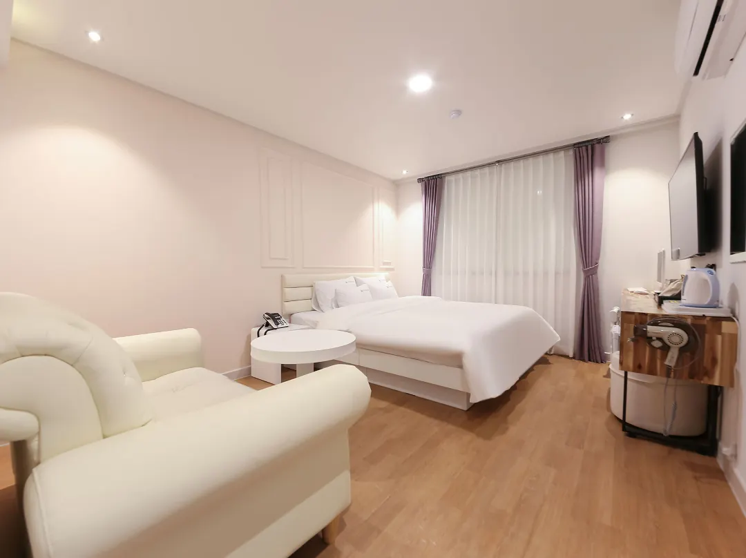 Gwangju Cheomdan Ilbeonji Hotel - Gwangju