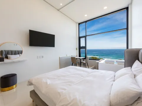 Gangneung Merview Oceanview Spapension - 江陵