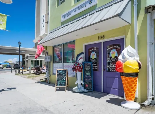 Cabana 213 On The Carolina Beach Boardwalk! - Carolina Beach, NC