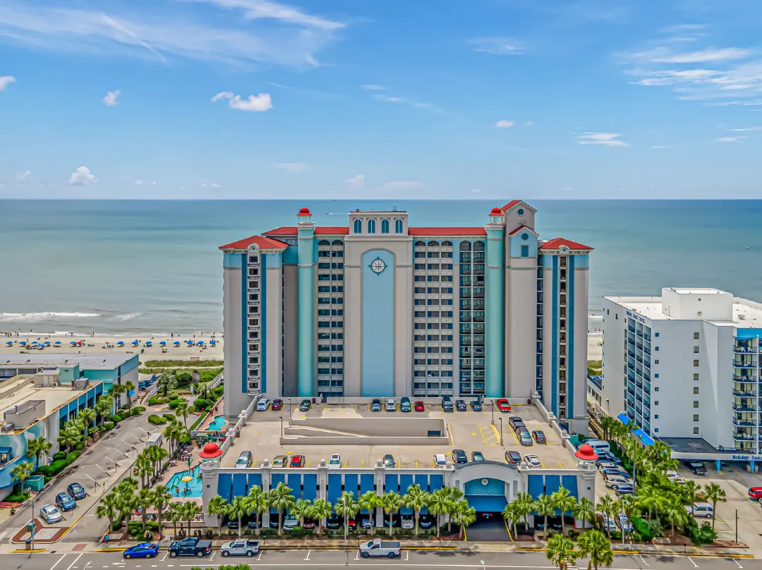 Oceanfront Views And Spacious Living Area - Stunning Coastal Escape - Myrtle Beach