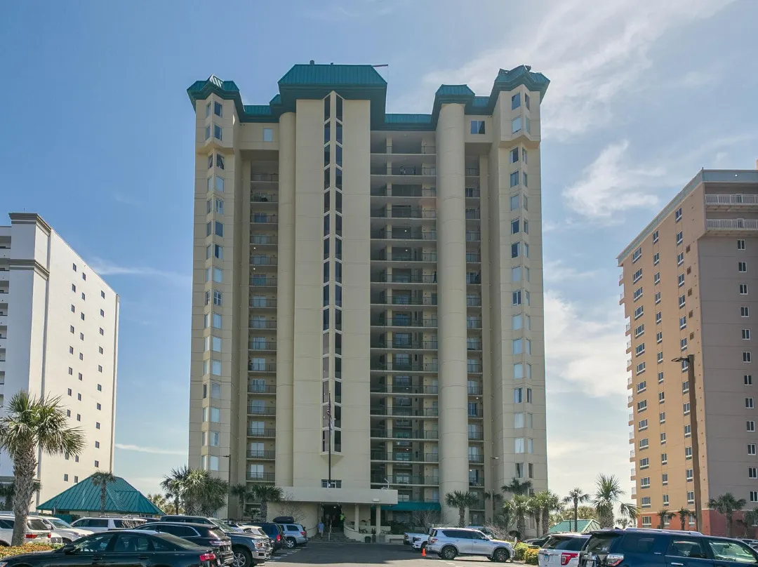 Gulf View And Access To Pool And Tennis - Elegant Beachfront Retreat - Destin, FL