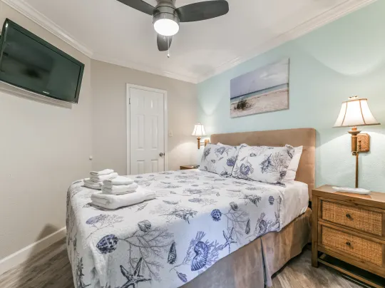 Stunning Ocean Views And Resort Amenities - Charming Coastal Oasis - Galveston, TX