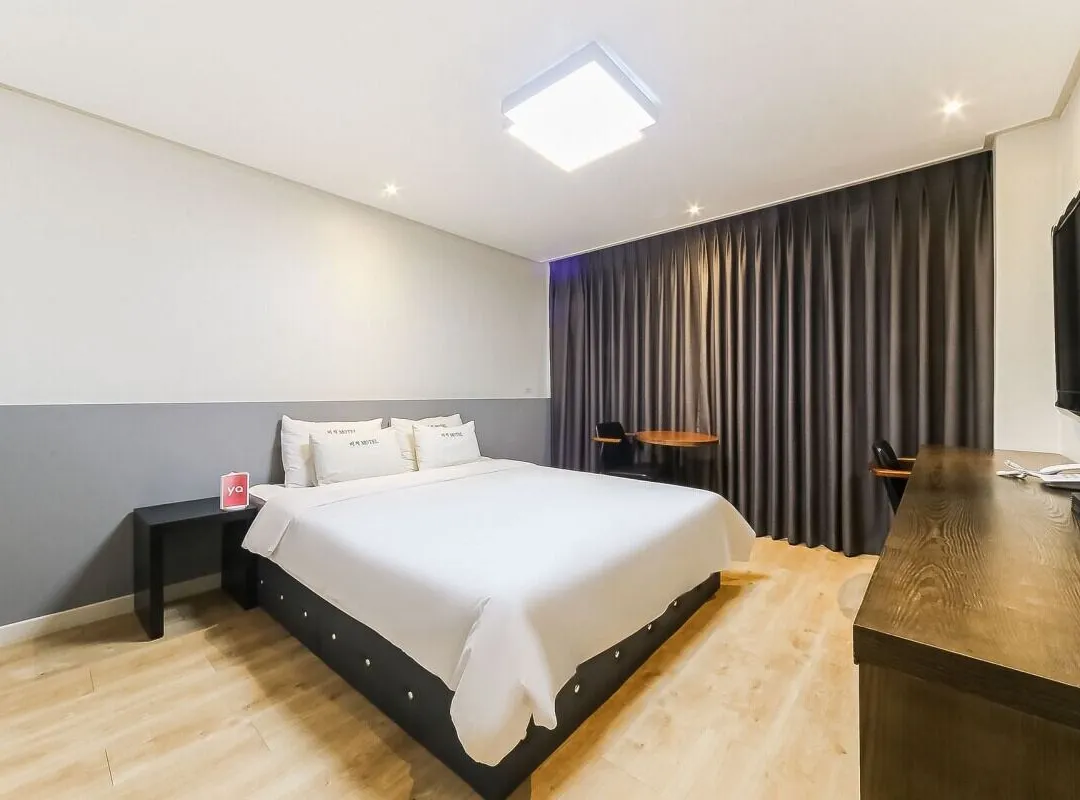 Beach Motel - Busan