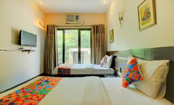 FabHotel Phoenix Hospitality Near DLF Cyber Hub & Metro, Gurugram ...