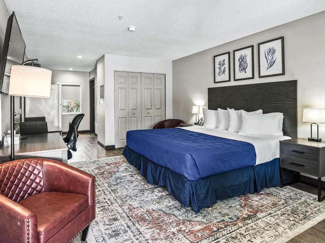 Ocala Suites - Ocala, FL