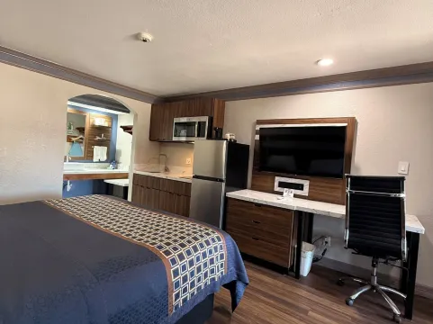 Americas Best Value Inn And Suites-alvin-houston - League City, TX