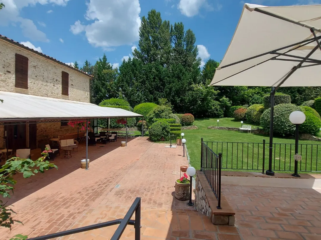 Country Hotel Poggiomanente - Ombrie