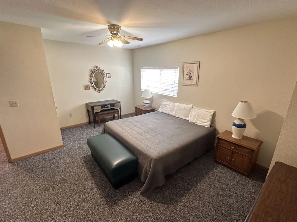 Alhonna Resort Llc - Gravois Mills, MO