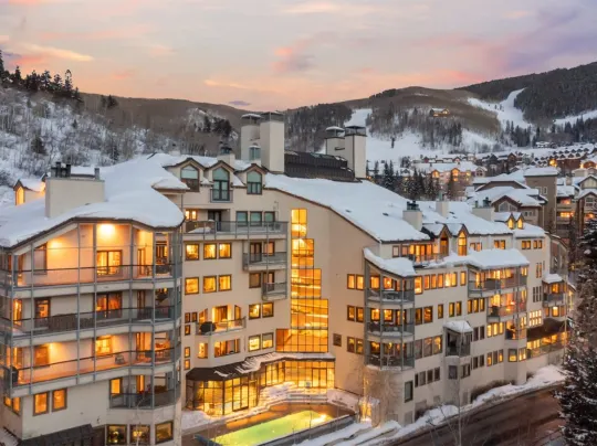 Private Balcony And Gourmet Kitchen - Stunning Luxury Retreat -