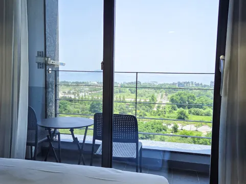 Riviera Hotel Yeongjong - 중산동