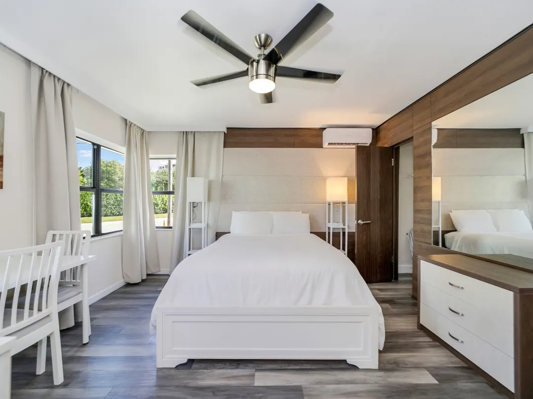 Deco Boutique Hotel - Fort Lauderdale, FL