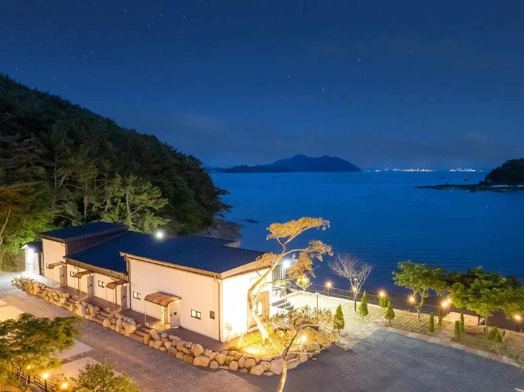 Changwon 055 Poolvilla - Tongyeong-si