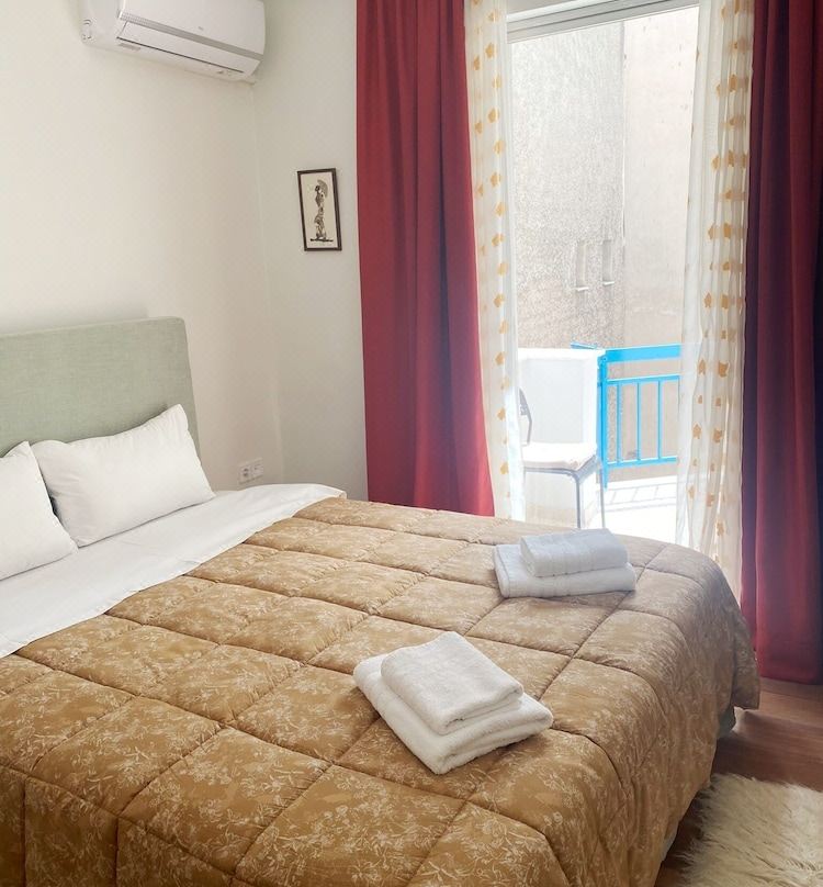 A Stroll To The Acropolis - By Athenian Homes - Греция
