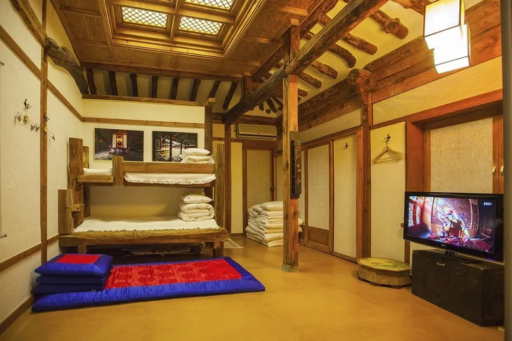 Jeonju Omokheon Hanok Stay - Jeonju-si