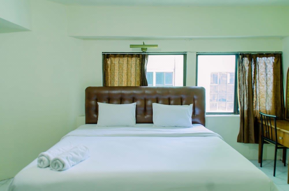 Spacious And Homey 3br At Kondominium Rajawali Apartment - Jakarta