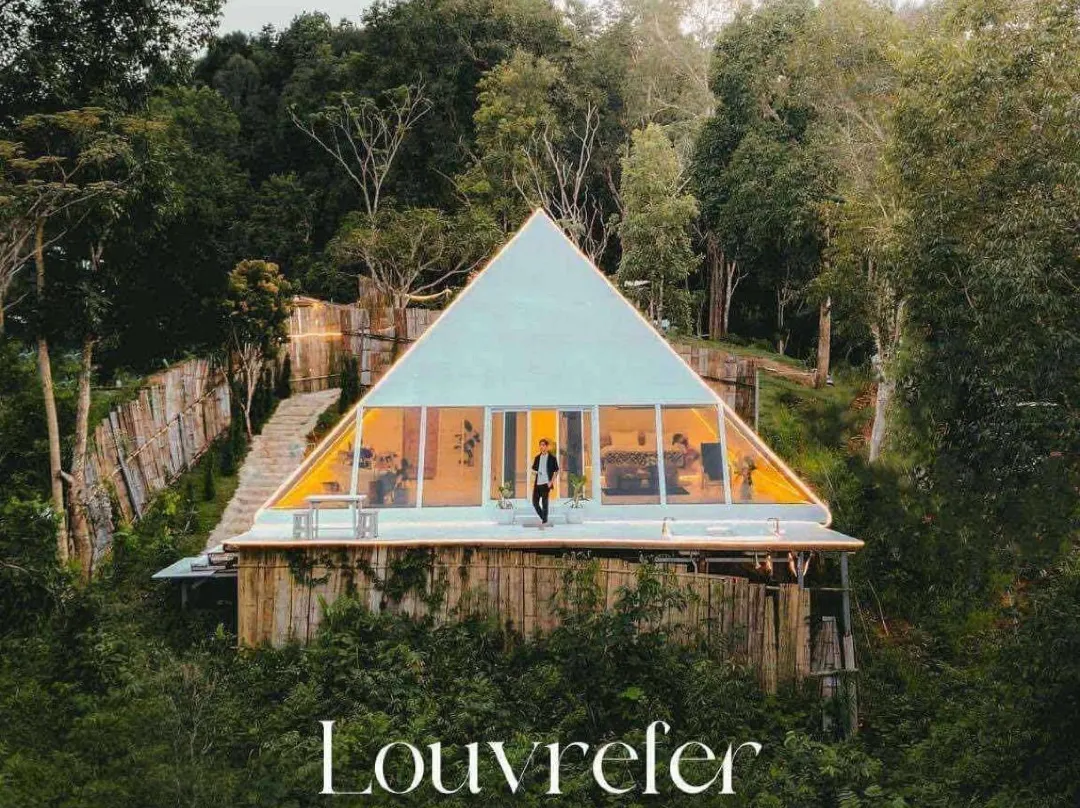 Louvrefer - Mae Hong Son