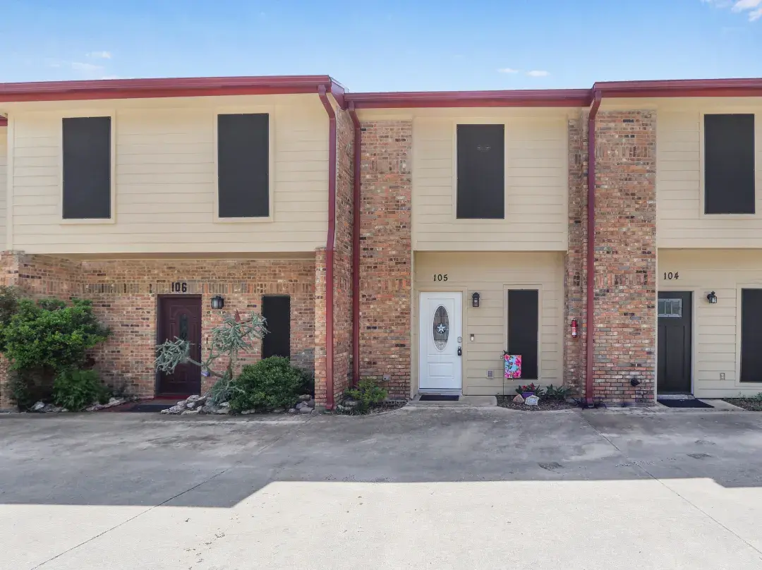 Stunning Lake Views And Outdoor Deck - Cozy Retreat - Canyon Lake, TX