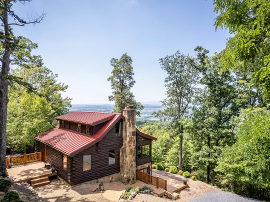 Mountain Haven With Spectacular Vistas - Charming Log Cabin Retreat - Stanley, VA