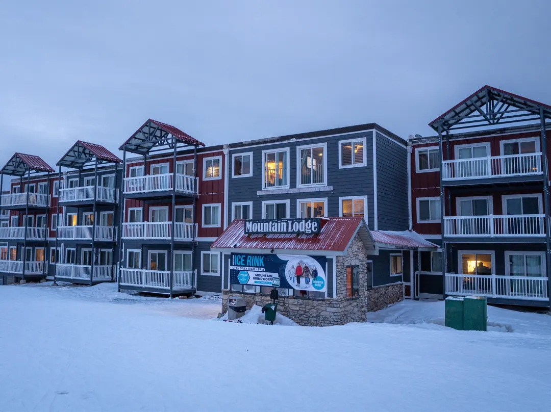 Ski-in Ski-out Access And Cozy Comfort - Spectacular Mountain Retreat - Snowshoe