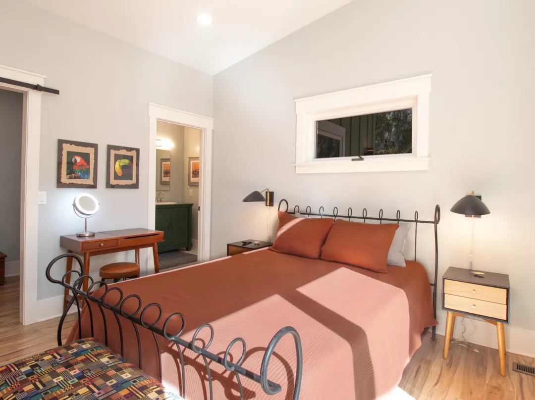 Nature Oasis With Firepit And Porches - Charming Coastal Retreat - Edisto Beach, SC