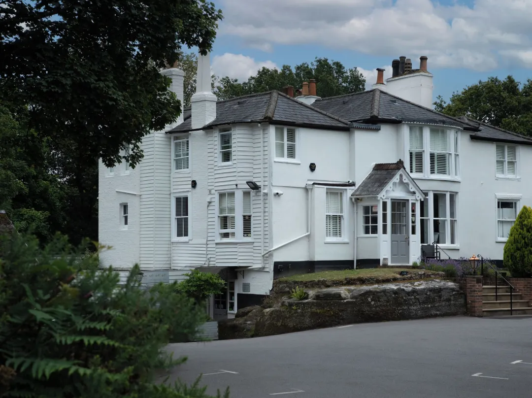Mount Edgcumbe - Royal Tunbridge Wells