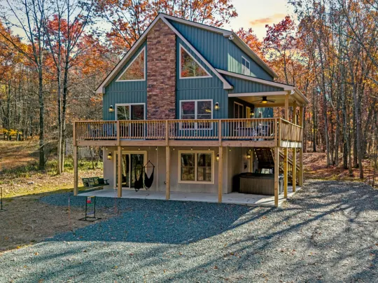 Hot Tub And Game Room Oasis - Stunning Mountain Retreat - Albrightsville, PA