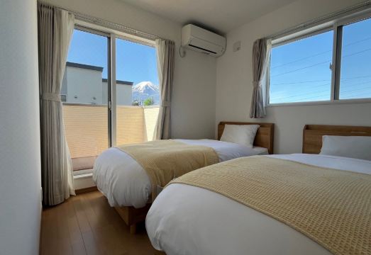 Anotona a Quiet Place Where You Can See Mt Fuji, ฟูจิคาวากุจิโกะ ...