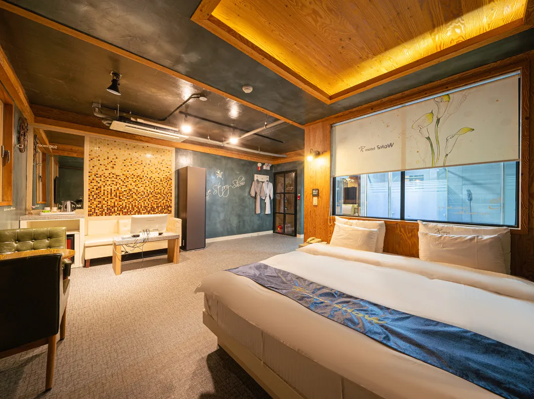 Cheongju Show Hotel - Cheongju-si