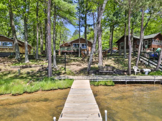 Serene Retreat- Lakefront, Fireplace, Deck, Snowmobiling - St. Germain, WI