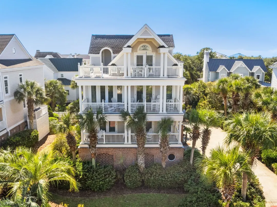 Beach Access And Luxurious Amenities - Stunning Coastal Retreat - Georgetown