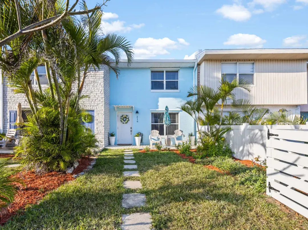 Private Balcony And Tropical Patio Retreat - Stylish Coastal Haven - Cape Canaveral, FL