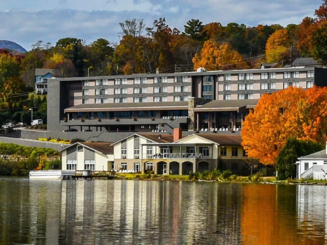 The Terrace Hotel At Lake Junaluska - Maggie Valley, NC