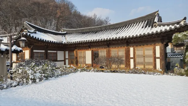 Cheongju Hanok Solsol - 오창읍