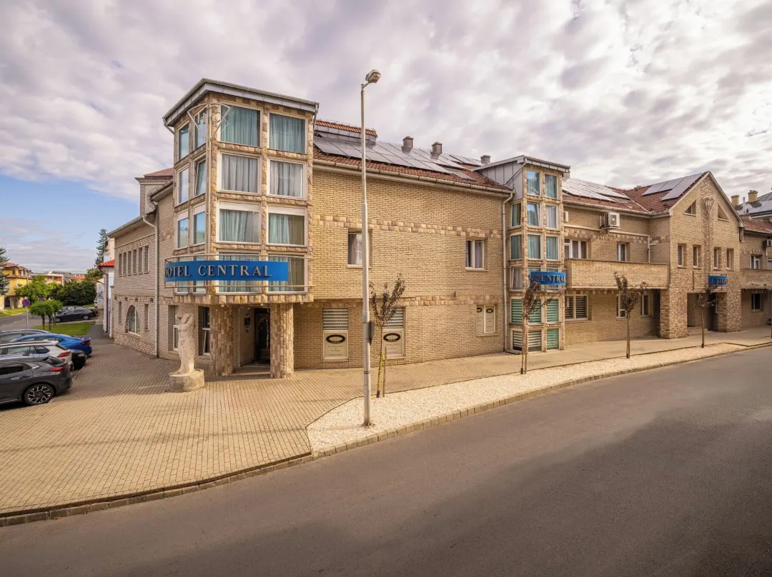 Hotel Central - Nyíregyháza