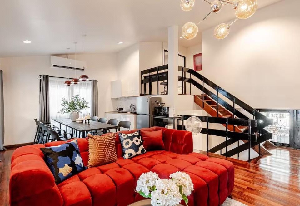 2025 Updated Prices, Deals & Reviews | Trip.com