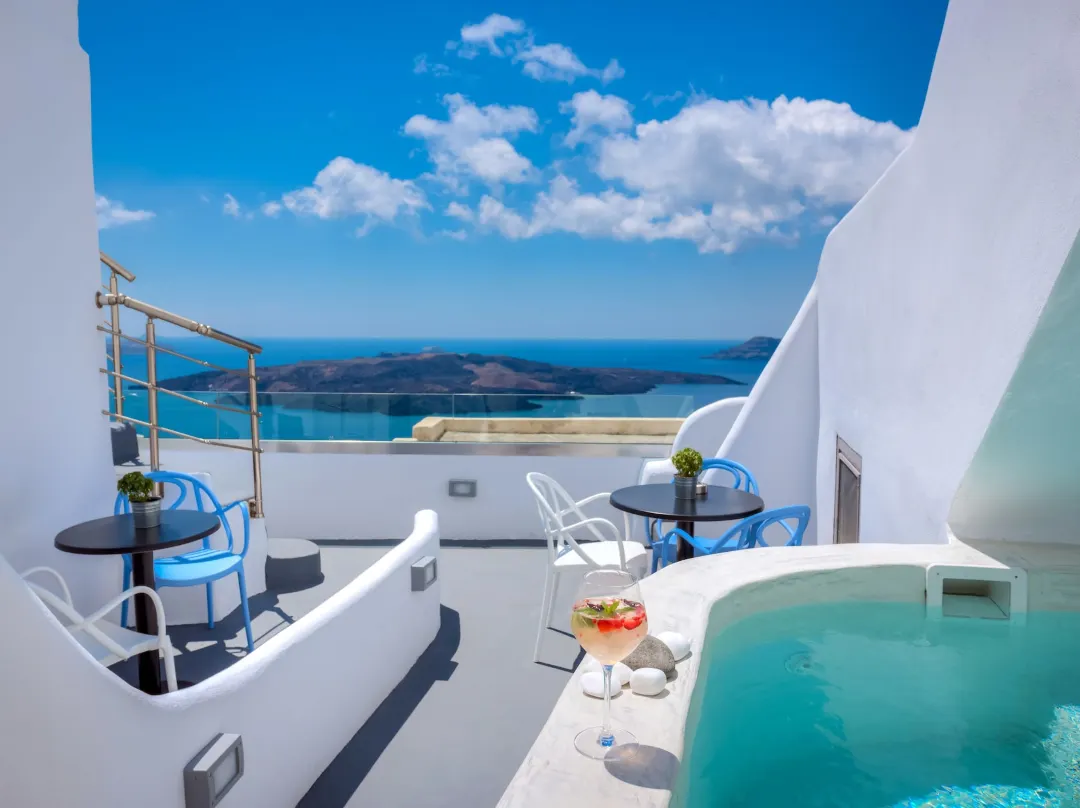 Modernity Suites - Santorini