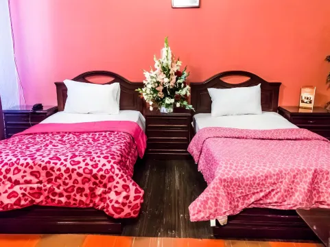 Regine Inn - Karachi