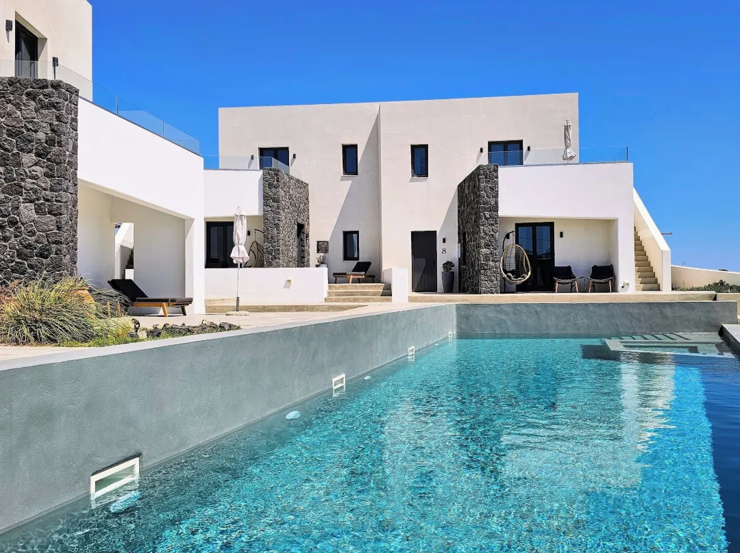 Mylithos Suites - Santorini