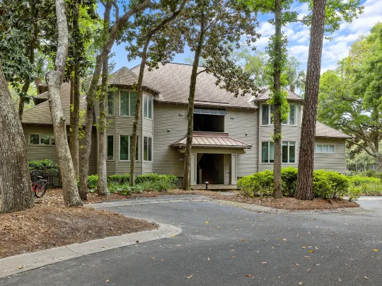 Lagoon Views And Screened Porch - Charming Beachfront Haven - Kiawah Island, SC