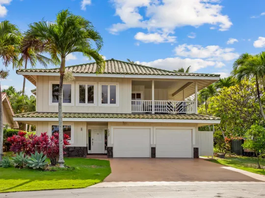 Gourmet Kitchen And Resort Amenities - Spacious Coastal Sanctuary - Kauai, HI