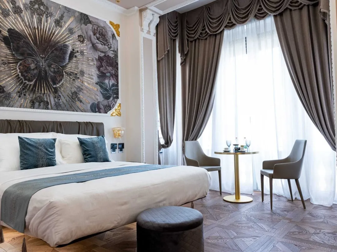 Queen Cattleya Suite - Генуя