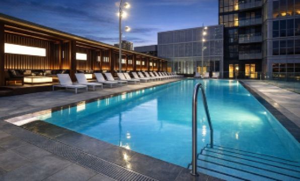 Metropolis Loft - CN Tower: 2026 Deals & Reviews | Trip.com